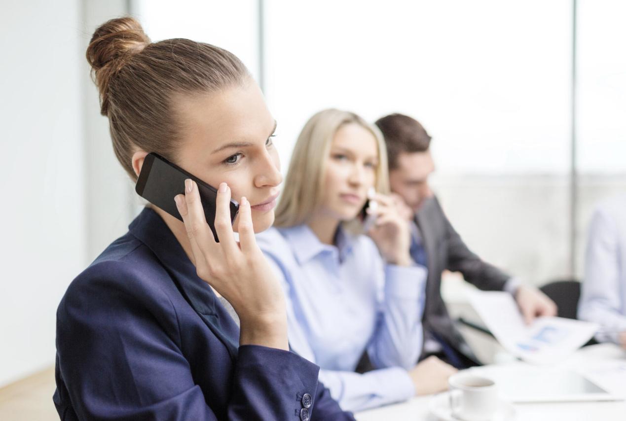 How to Overcome Fear and Anxiety in Cold Call Training - Evolve Feed